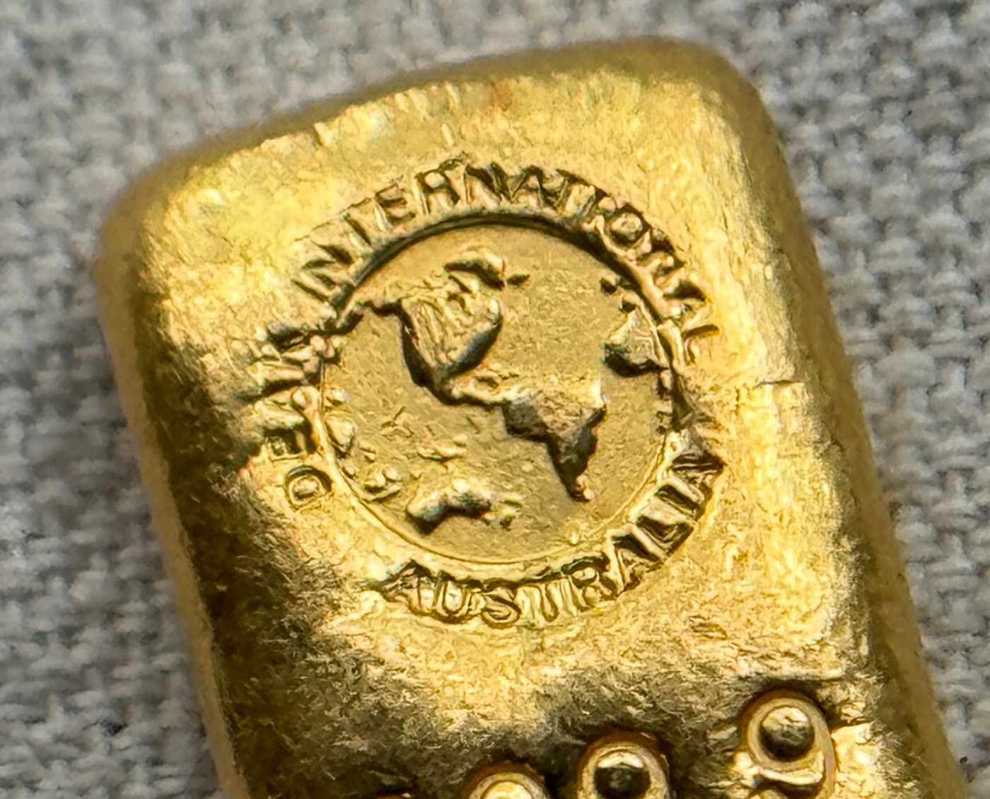 Deak International Australia | Vintage Silver